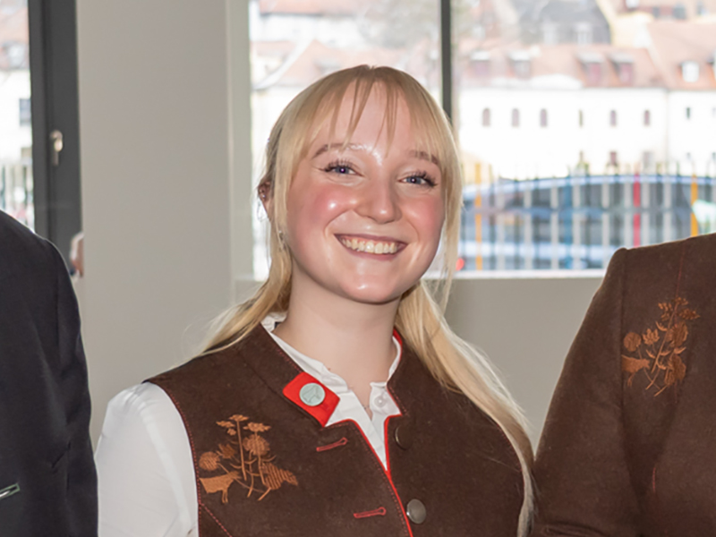 Laura Faltner - hat immer ein offenes Ohr für die Gäste - Die ...